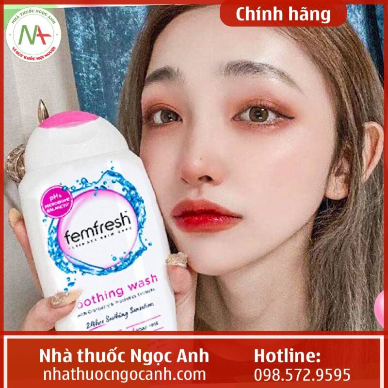 Dung dịch vệ sinh Femfresh soothing wash màu hồng review, giá bao nhiêu ...